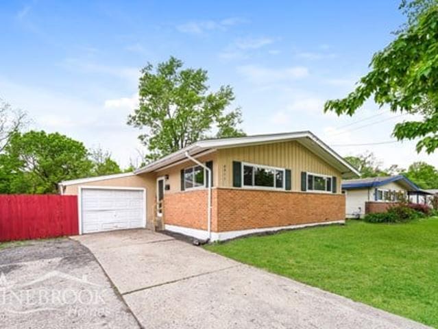 8911 Fontainebleau Ter 3/1 1120 sqft