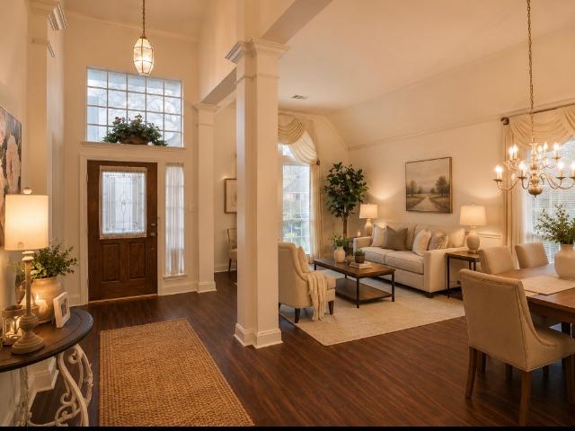 8911 Lawncliff Lane