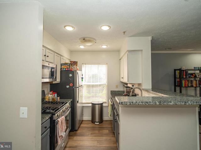 8911 Town Center # 4 102