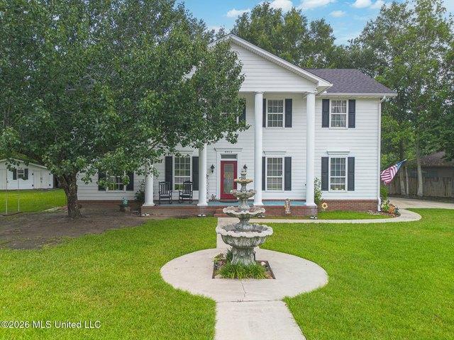 8912 Anahola Ct, Diamondhead, MS 39525