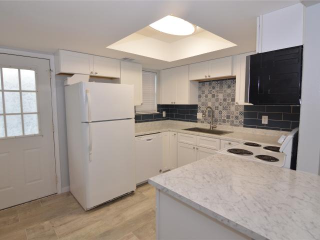 8912 Circle Dr, Unit D, Austin, TX 78736 | MLS #5700 | Compass