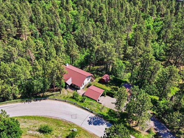 8912 Ridge Trl, Sturgis, SD 57785