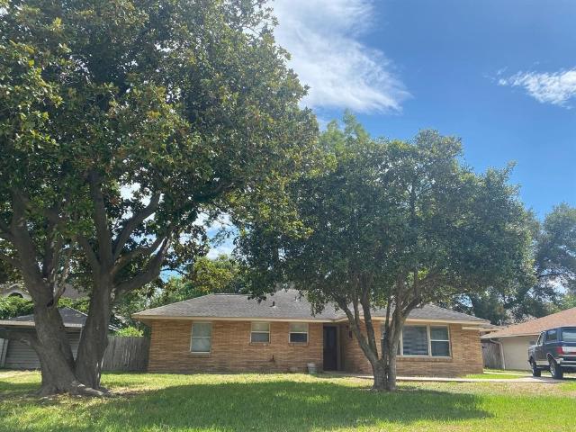 8913 Bace Dr, Houston, TX 77055 | MLS #57489