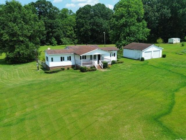 891 Charlottes Rd, Clinton, SC 29325