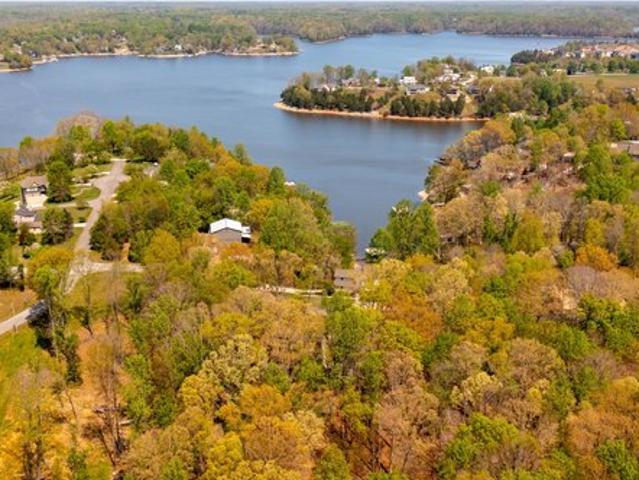 891 Hopkins Ln, Winchester, TN 37398