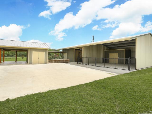 891 Hopkinsville Rd, Cuero, TX 77954 | MLS #1882