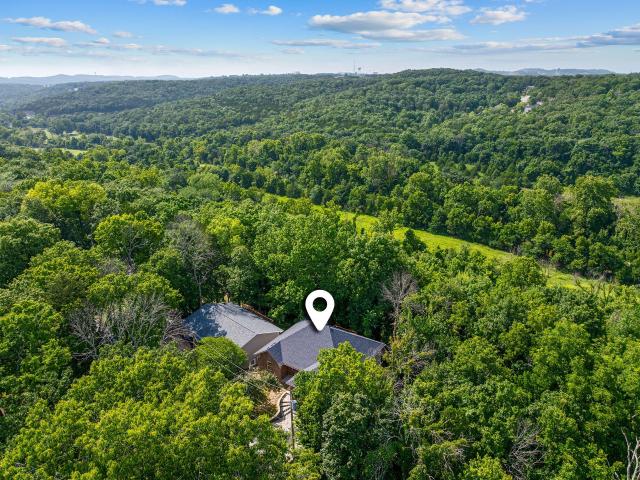 891 Valley View Drive