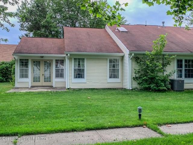 891B Stratford Ct Unit B, Manchester, NJ 08759