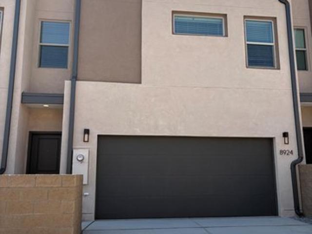 8924 Mountain Ash Ave SW, Albuquerque, NM 87121