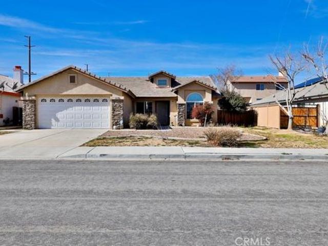8924 Newcastle Ave, Hesperia, CA 92344