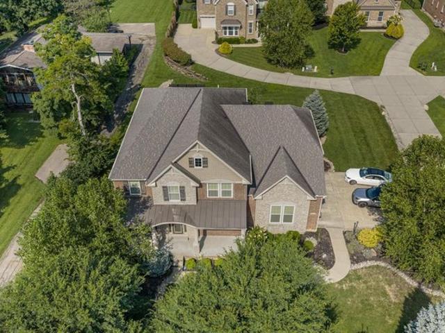 8925 Kenwood Rd, Blue Ash, OH 45242