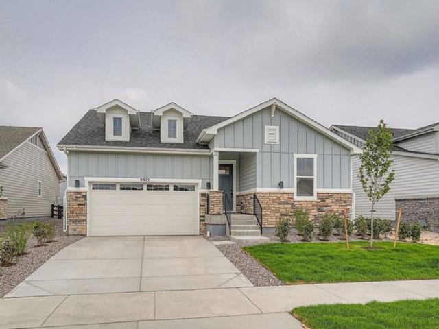 8925 S Riviera Way, Aurora, CO 80016