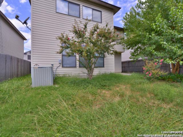 8926 Breezefield