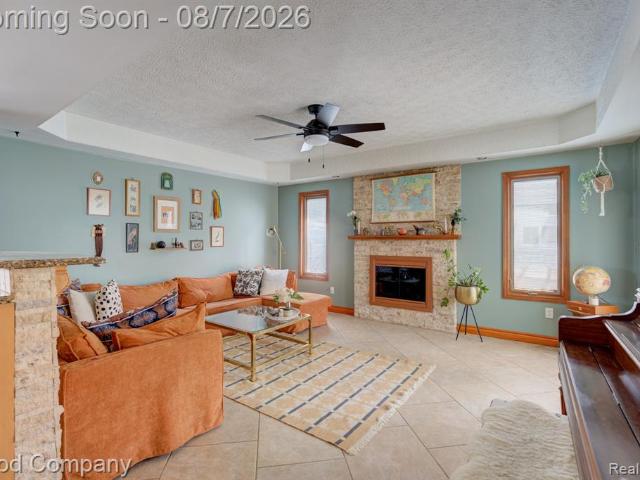 8926 Independence Drive