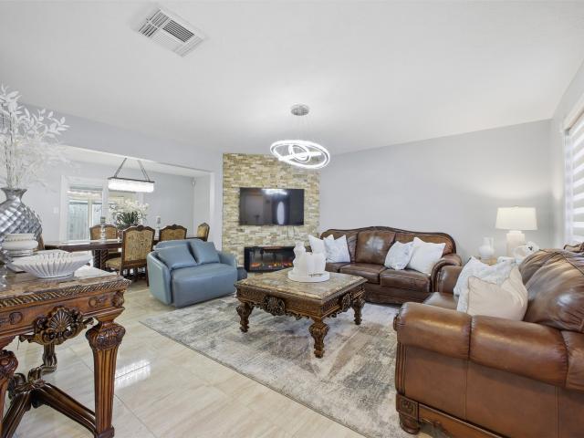 8927 Aspen Place Drive