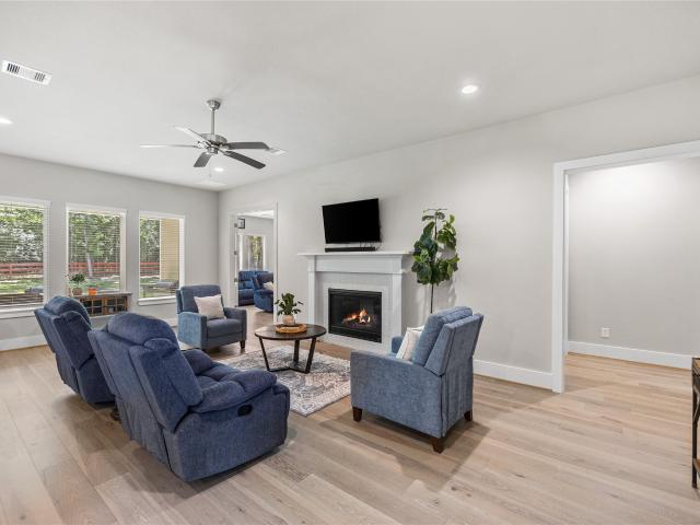 8927 Catamaran Way