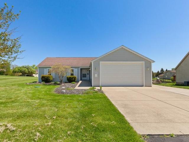 8927 Sussex Ct, Onsted, MI 49265