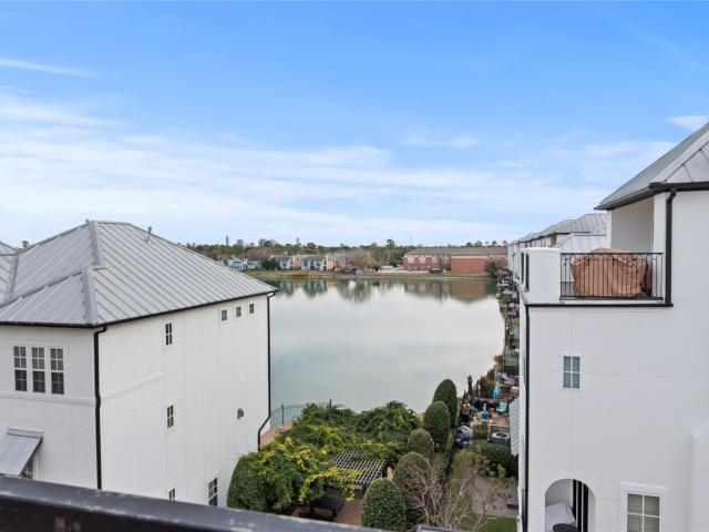 8928 Lakeshore Bend Dr, Houston, TX 77080 | MLS #38980 | Compass