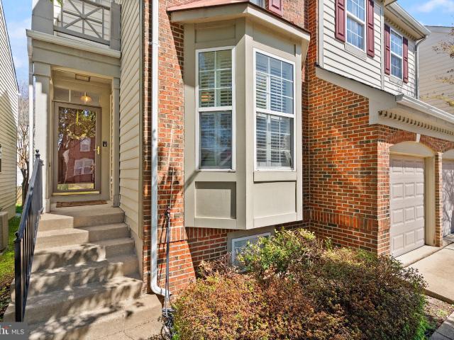 8929 Mayhew Ct, Lorton, VA 22079 | Compass