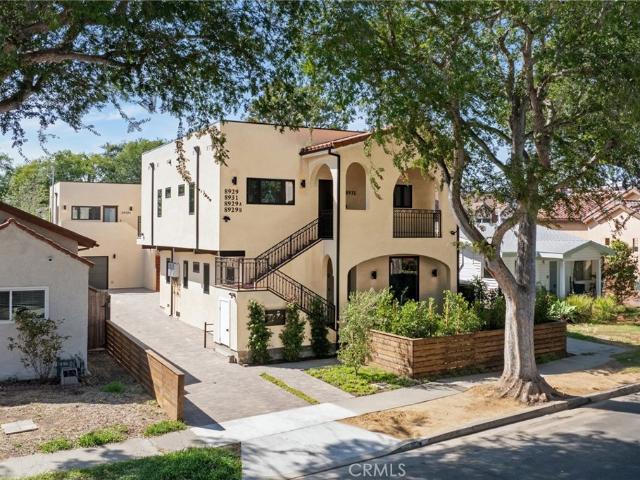 8929 Hubbard St, Culver City, CA 90232 | MLS #PW26080 | Compass