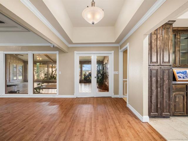 8920 Martin Dr, North Richland Hills, TX 76182 | MLS #21296