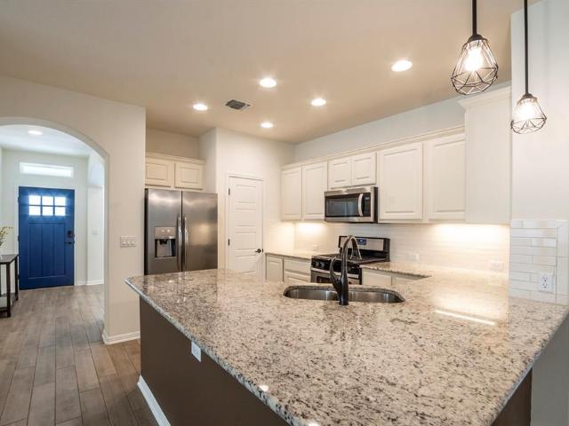 8920 Cattalo Ln