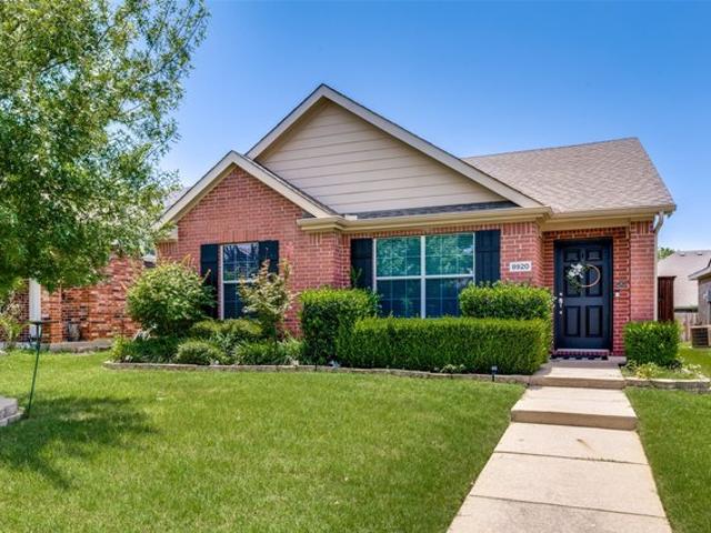 8920 Stewart St, Crossroads, TX 76227