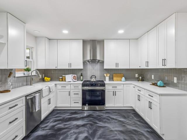 8921 Corran Ferry Dr