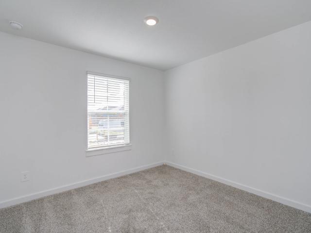 8922 Colicroot Drive