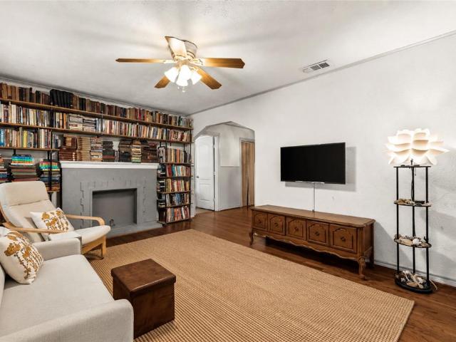 8922 Redondo Drive