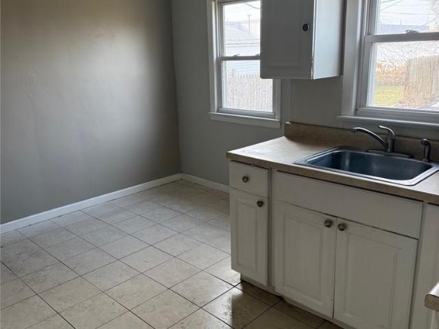 892 E 139th Street
