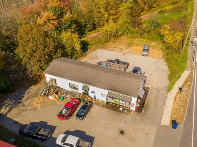 892 Lafayette Road
