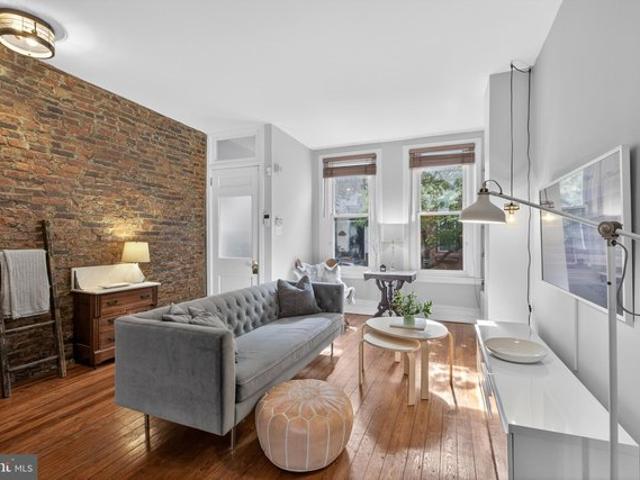 892 N Bucknell St, Philadelphia, PA 19130