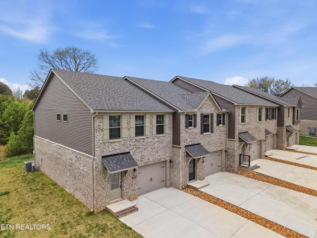8934 Keenberg Lane
