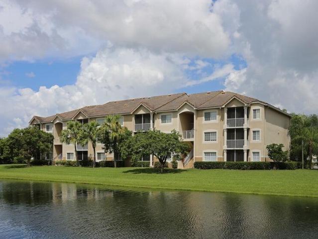 8935 Okeechobee Blvd, Unit 204, West Palm Beach, FL 33411 | MLS #R11084