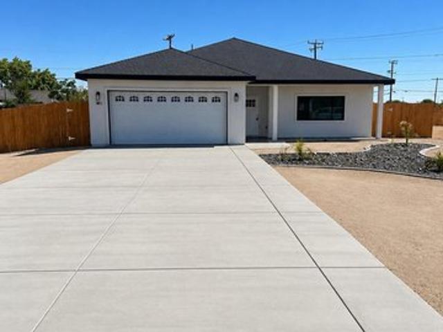 8935 Aspen Ave, California City, CA 93505