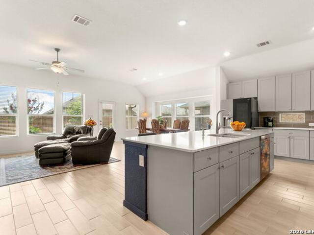 8935 Rancher Pl