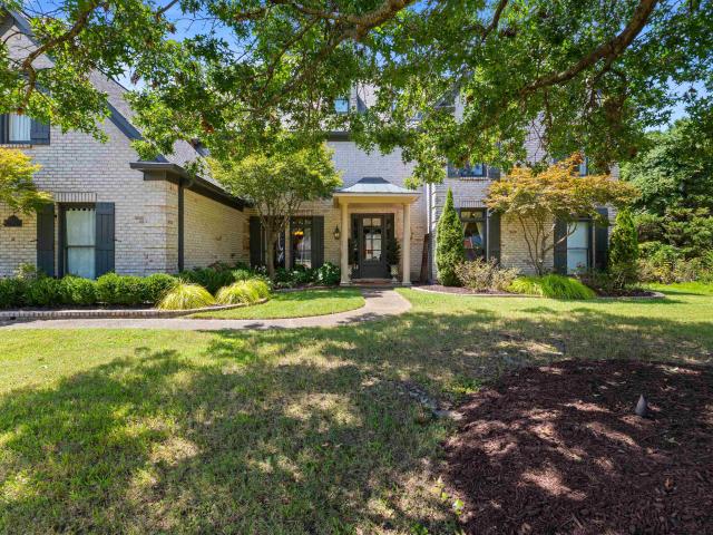 8935 w grovelawn cv w