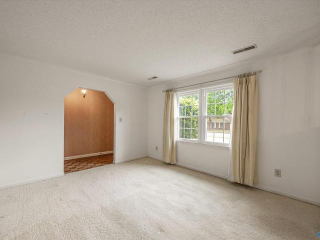 8936 Cannstatt Drive