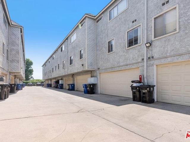 8936 Willis Ave Unit 11, Panorama City, CA 91402