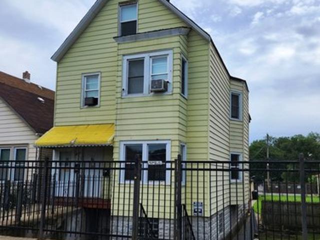 8937 S Houston Ave, Chicago, IL 60617