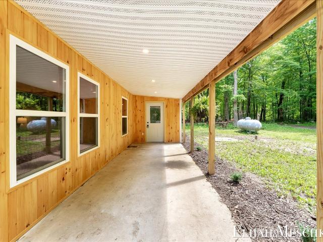 8938 Mackinaw Trail Drive