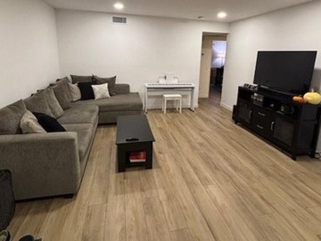 8939 Mango Ave Apt I, Fontana, CA 92335