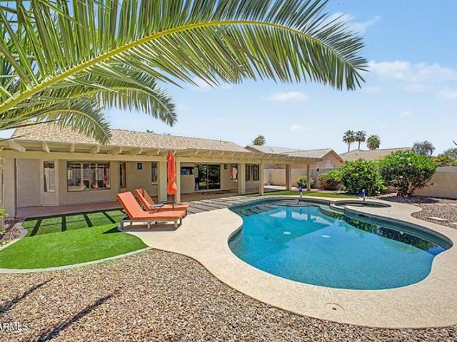 8939 E Nacoma Dr, Sun Lakes, AZ 85248