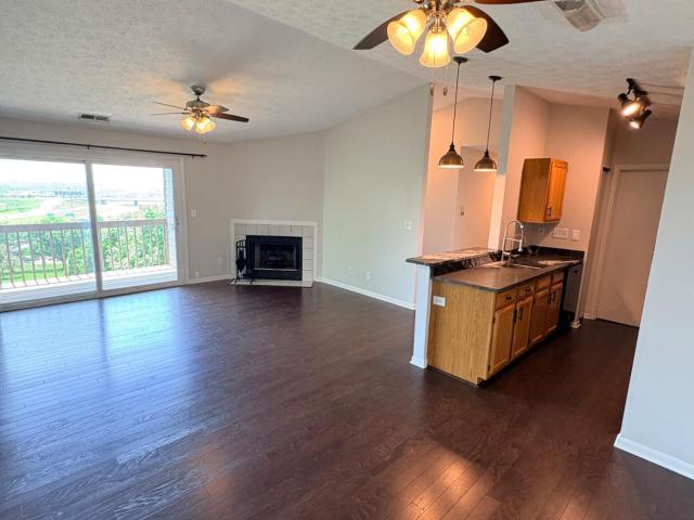 8939 Eagleview