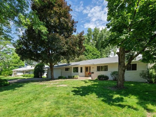 8930 N Minnehaha Cir, Saint Louis Park, MN 55426