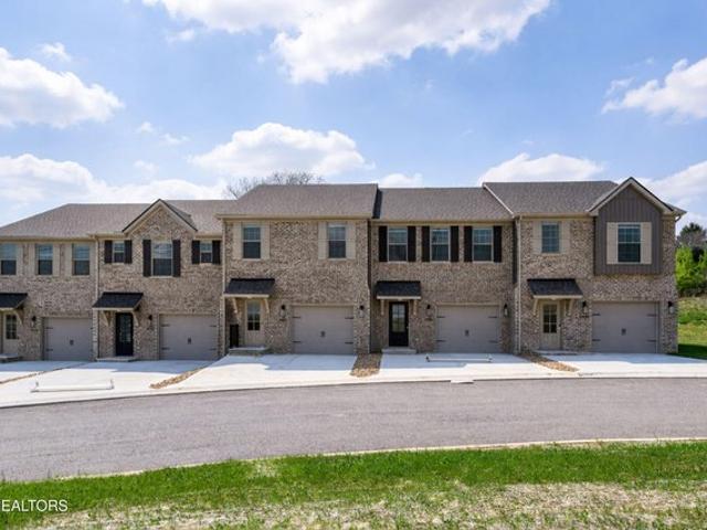 8932 Keenberg Ln, Knoxville, TN 37931