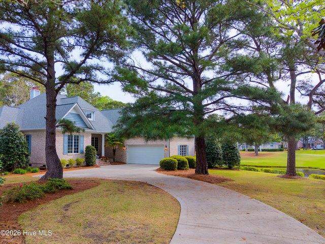 8932 Woodcreek Cir, Wilmington, NC 28411