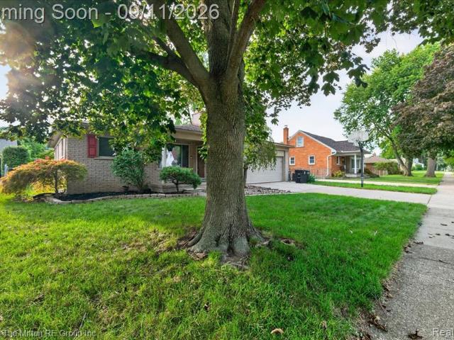 8933 Danzig Street