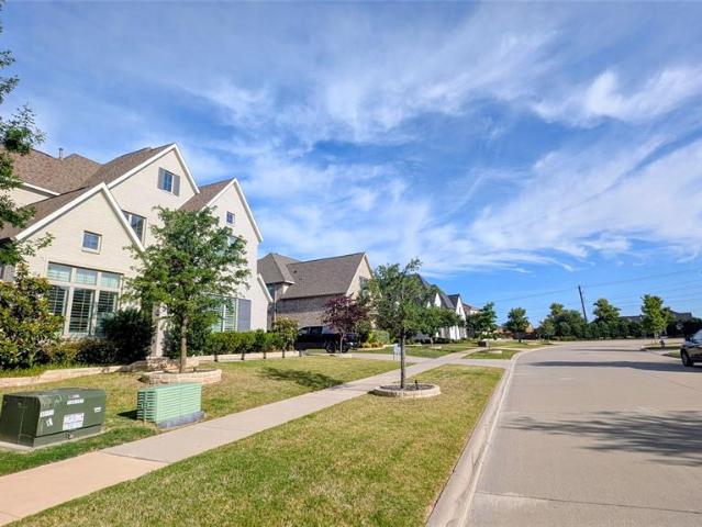 8933 Frostweed Road